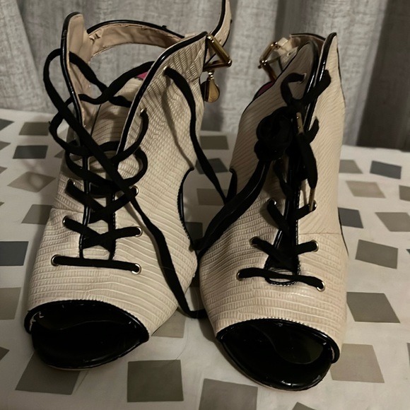 Juicy Couture | Shoes | Juicy Couture Heels | Poshmark